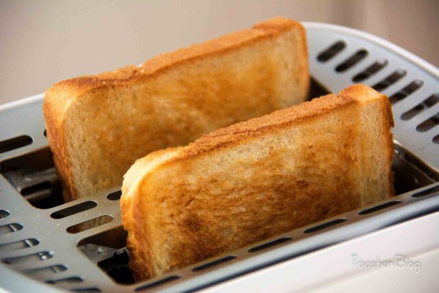 What do the mechanical parts of a toaster do? - Toaster Blog
